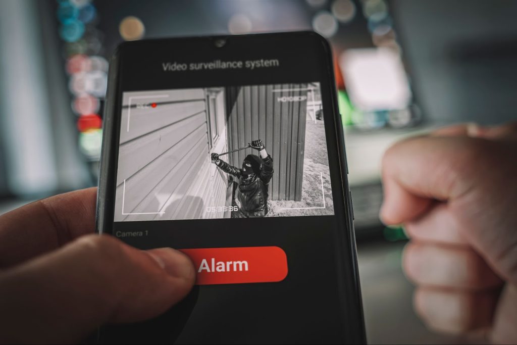 How perimeter alarms for commercial properties are useful