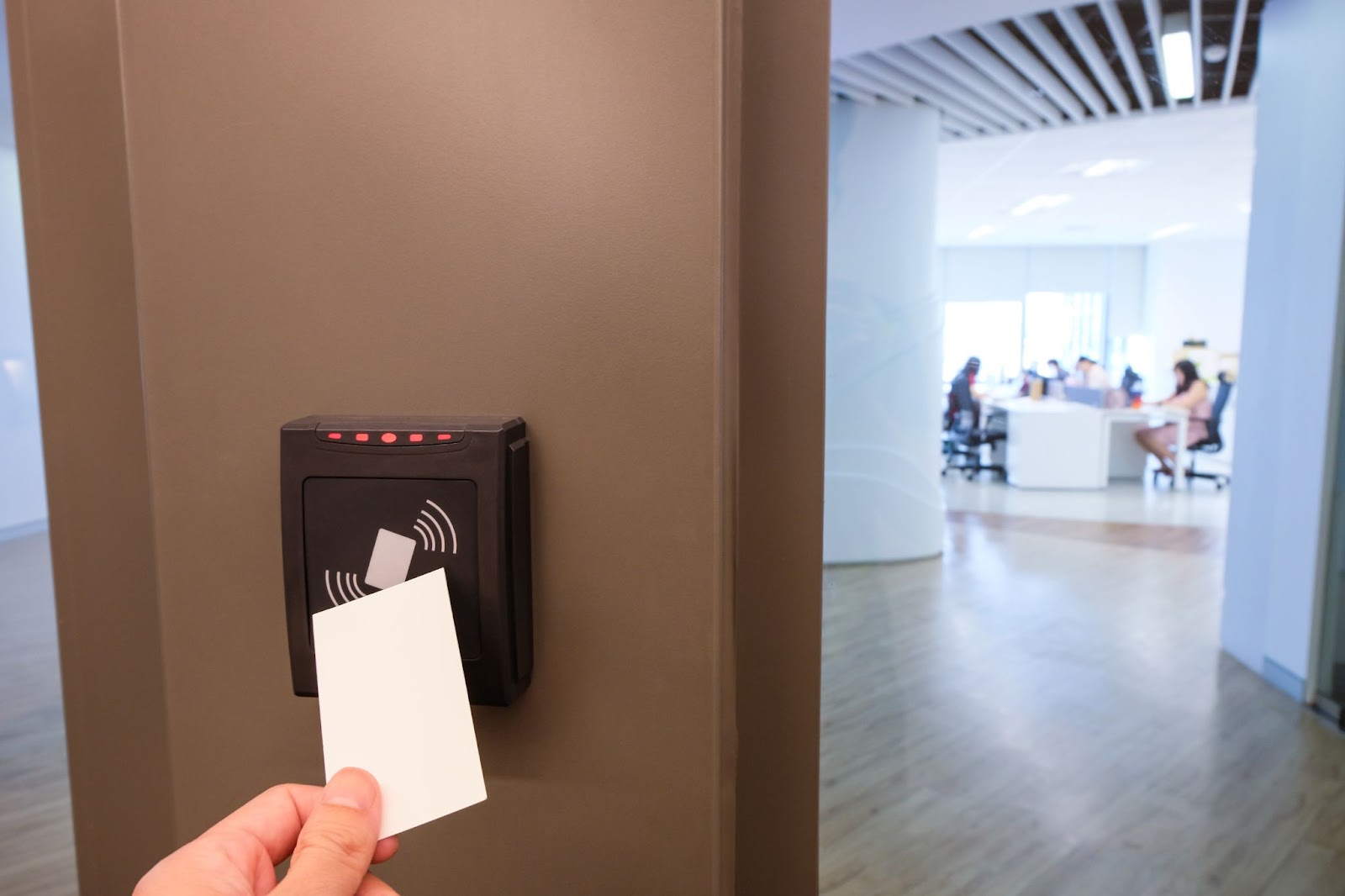 RFID Reader: A Guide to RFID access control door lock