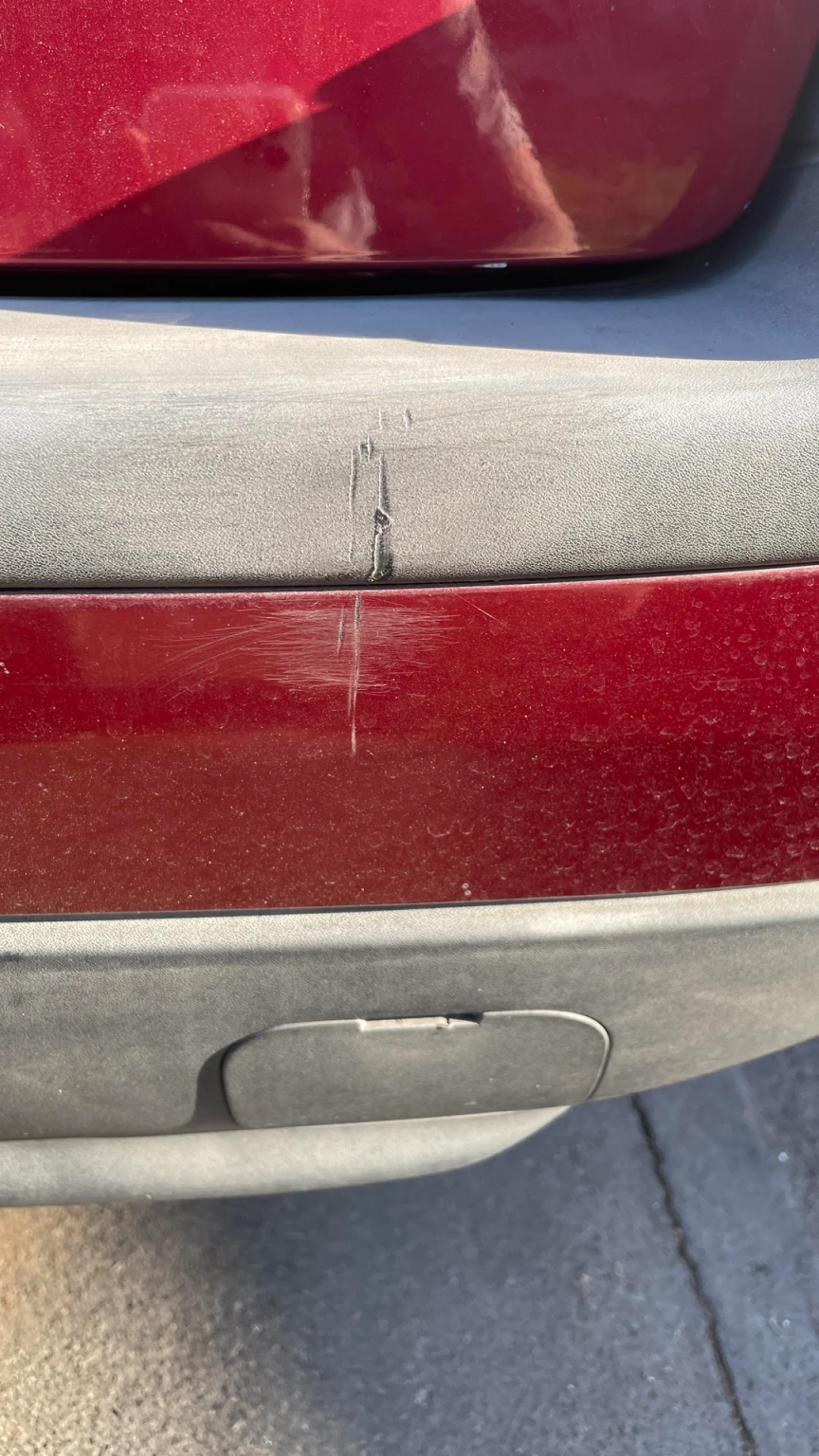 Signs your car is being targeted by thieves – BEWARE